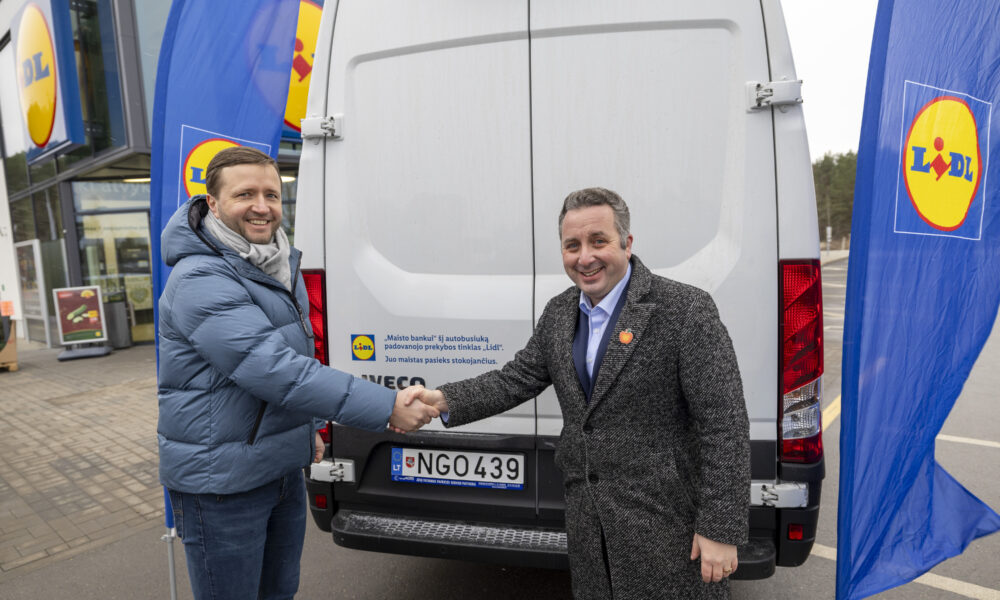 Išskirtinės „Lidl“ ir „Maisto banko“ kalėdinės akcijos metu buvo ...
